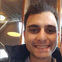 Alan Lahoud – Medium