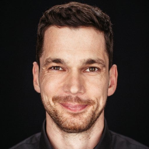 Christian Thurau – Medium