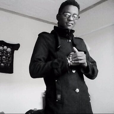 Edwin Mwaniki – Medium