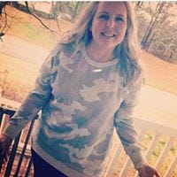 Lisa Lentz-Pritchett – Medium