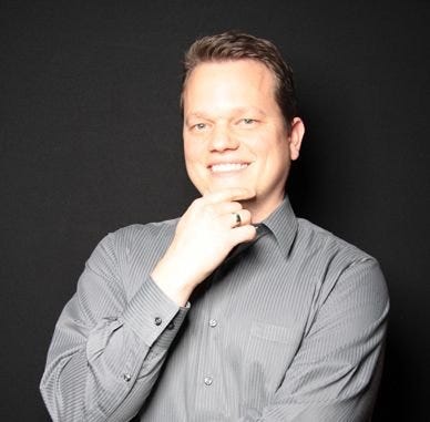 Jason Hartley – Medium