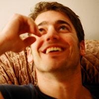 Tomer Grencel – Medium