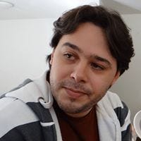 Glauber Coutinho – Medium