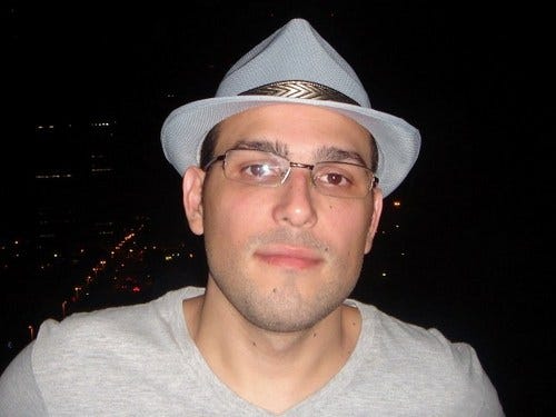 Alexandre Duarte – Medium