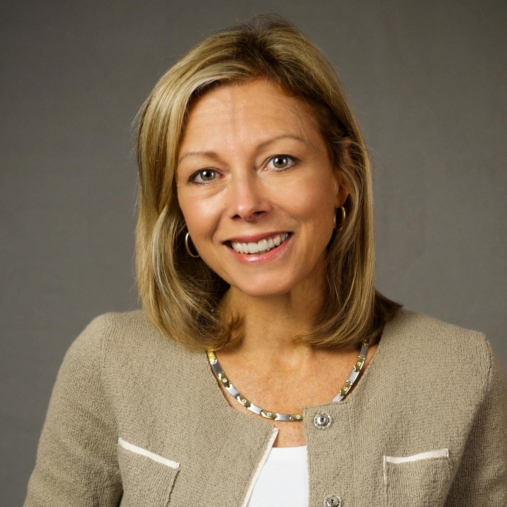 Donna Painter – Medium