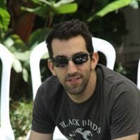 Jonathan Raveh – Medium