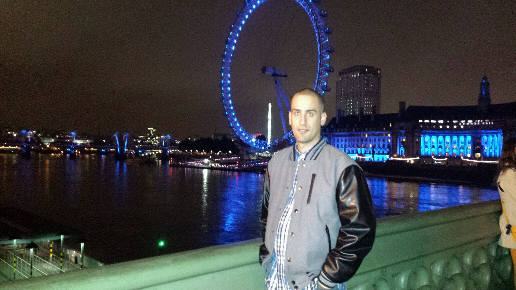 Antonio Sánchez – Medium