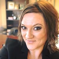 Laci Sosa – Medium