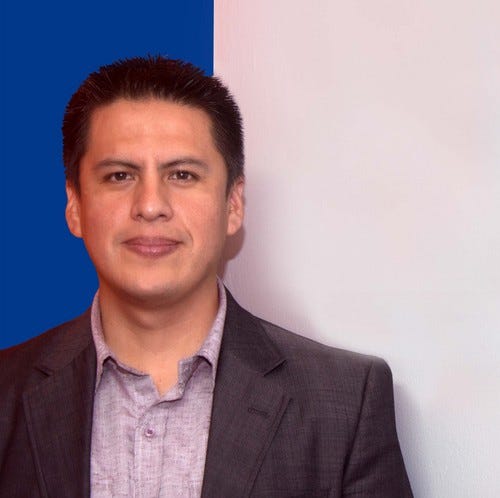 Victor Lozano – Medium