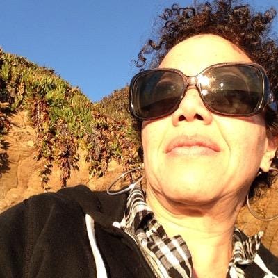 Monique Tula – Medium