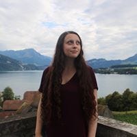 Rose McDermott – Medium