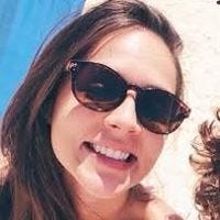 Débora Almeida – Medium