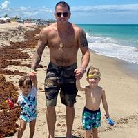 Jason Mariner – Medium