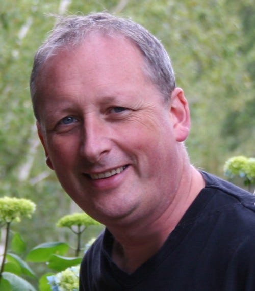 Barry Hope – Medium