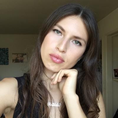 Deanna Lynn – Medium