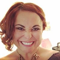 Renée Mayne – Medium