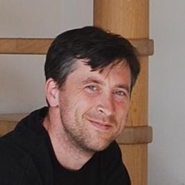 Slavik Dimitrovich – Medium