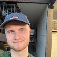 Ashton Knapp – Medium