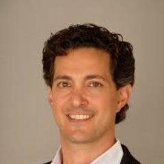 Pablo Curiel – Medium