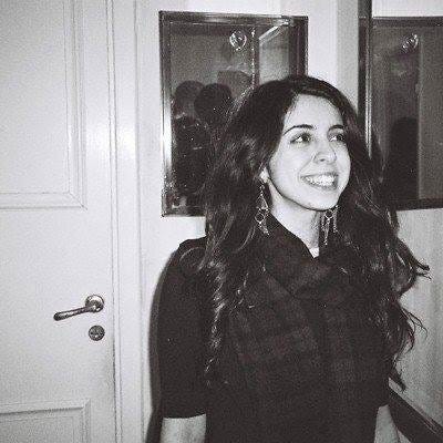 Mimi Keshani – Medium