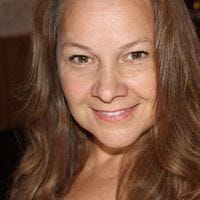 Rebecca Fry – Medium