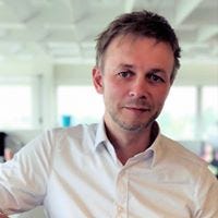 Dirk Schumann – Medium