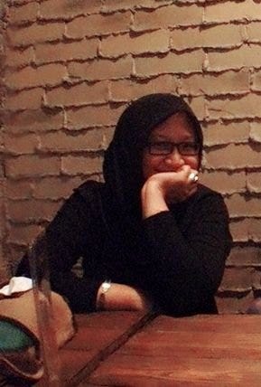 Retno Ika Praesty – Medium