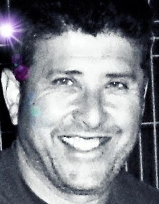 Fernando Corrales – Medium