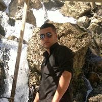 Roman Viktorov – Medium