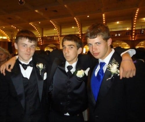 About – Bobby Looney – Medium