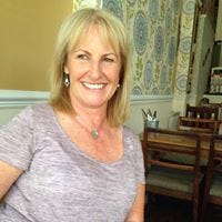 Helen Jeffs – Medium