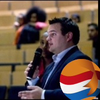Tim van Lieshout – Medium