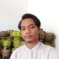 Alwi Rizal – Medium