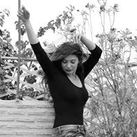 Sarah Sabsibo – Medium