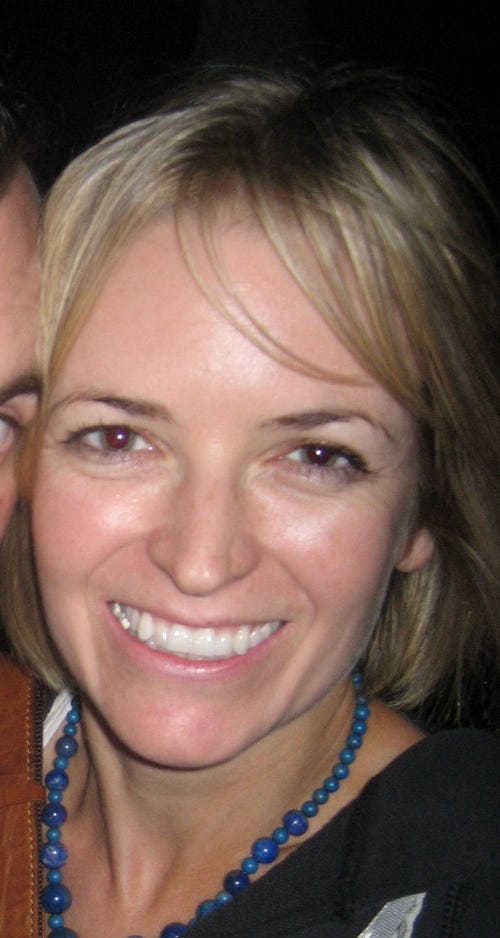 Anna MacDonald – Medium