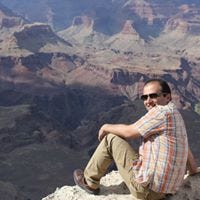 Siamak Kolahi – Medium