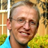 Aaron Sherer – Medium