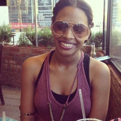 Janiece Lincoln – Medium
