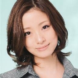 About – Bethari Leong – Medium