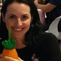 Tatí Neves – Medium