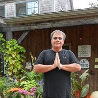 Bob Redden – Medium