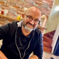 Chris Pace – Medium