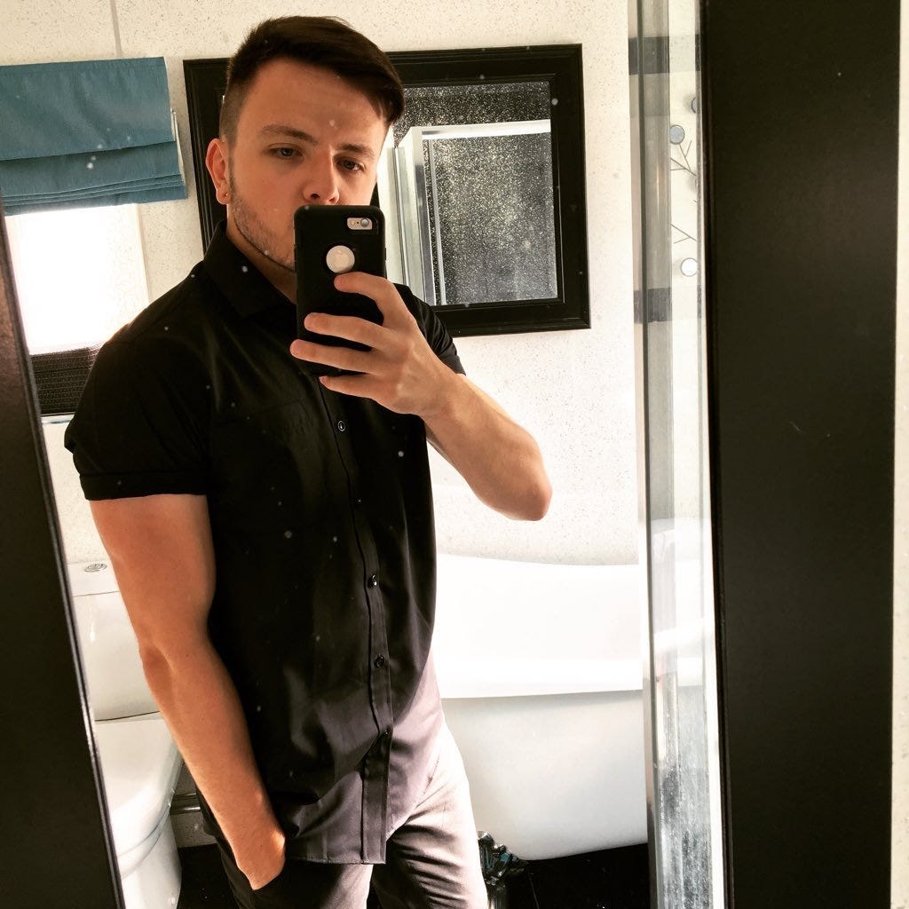 About – Liam Read – Medium