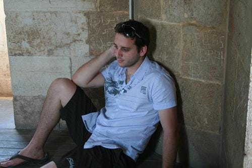 Ronen Karasik – Medium