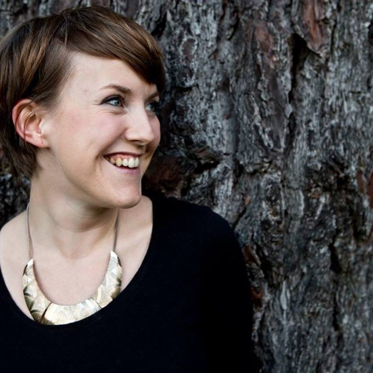 Bethan Harris – Medium