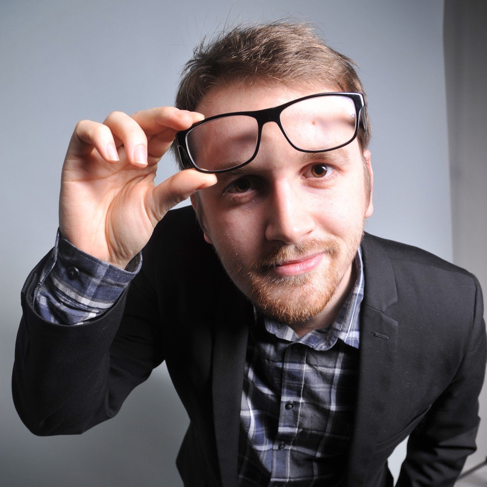 Ludovic Tavernier – Medium