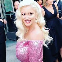 Vicky Dalli – Medium