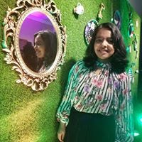 Sadia Alam Meem – Medium