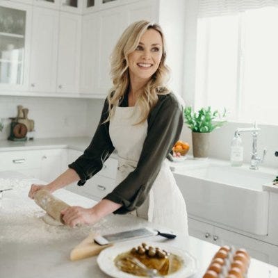 Ellis Baker – Medium