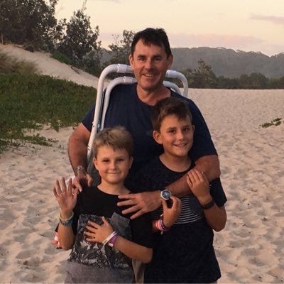 Dieter Botha – Medium